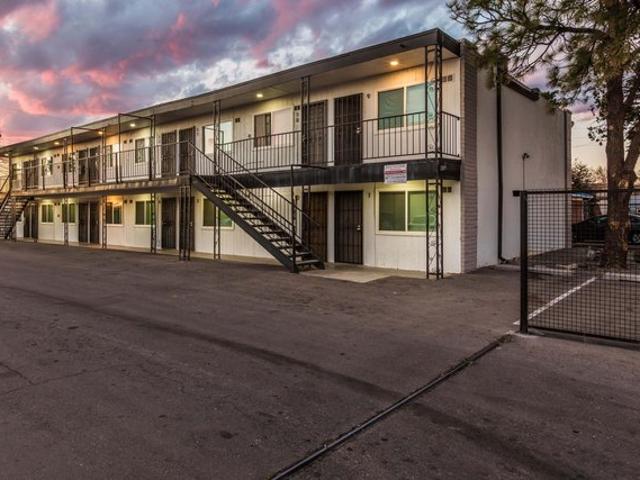 433 Mesilla and 437 St SE, Albuquerque, NM 87108