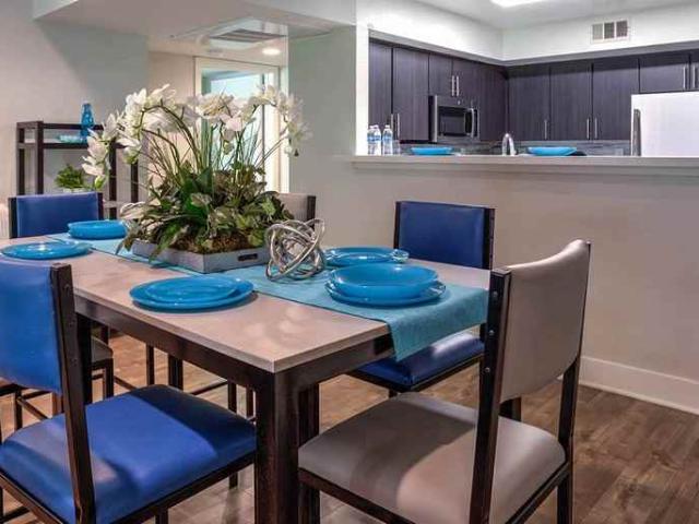 433 Midvale 5 Bedroom Apartment for Rent at 433 Midvale Ave, Los Angeles, CA 90024 Westwood