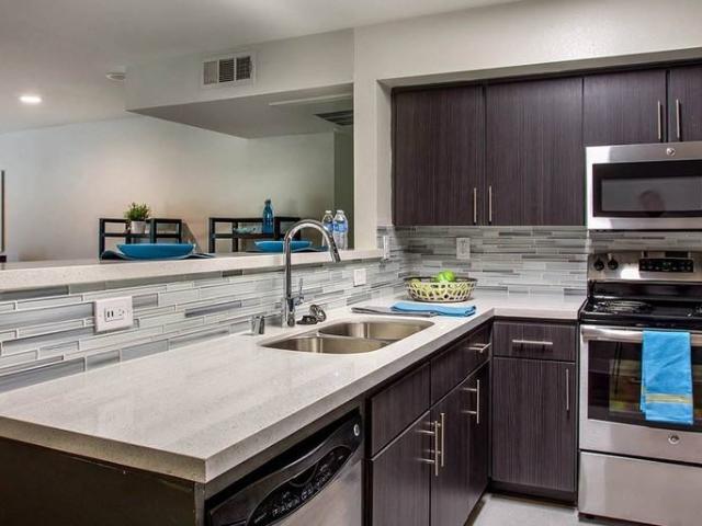 433 Midvale 7 Bedroom Apartment for Rent at 433 Midvale Ave, Los Angeles, CA 90024 Westwood