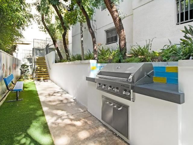 433 Midvale 9 Bedroom Apartment for Rent at 433 Midvale Ave, Los Angeles, CA 90024 Westwood