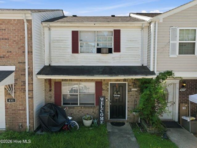 433 Myrtlewood Cir, Jacksonville, NC 28546