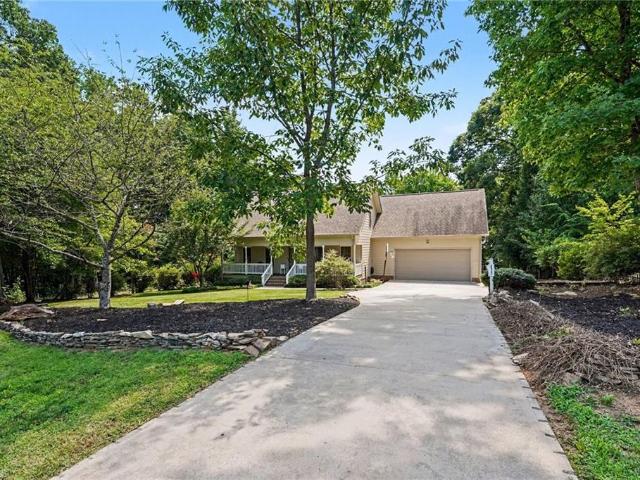 433 Northampton Drive