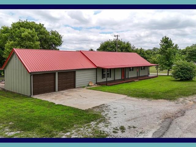 433 S 4th St, Roff, OK 74825