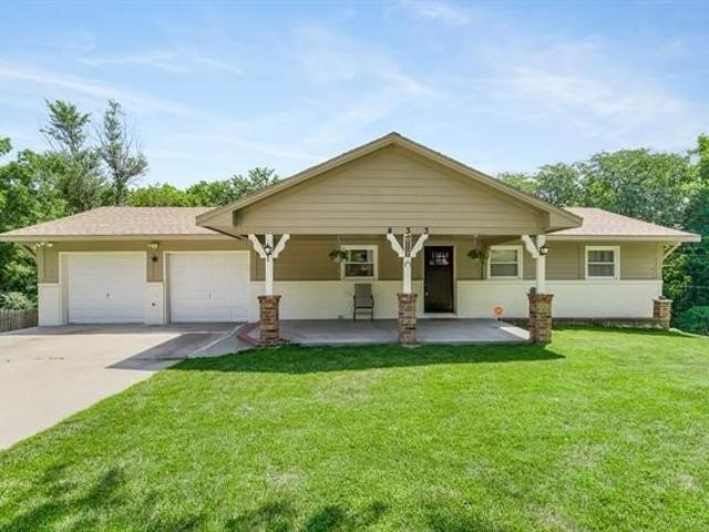 433 S 76th St, Kansas City, KS 66111