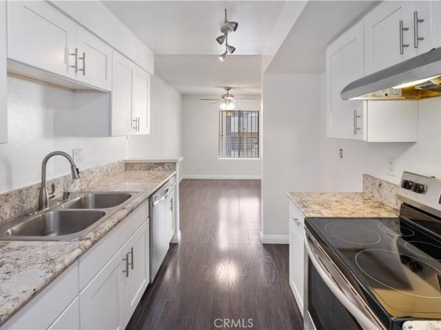 433 S Manhattan Pl, Unit 209, Los Angeles, CA 90020 | MLS #WS26047