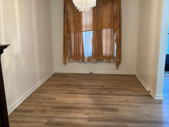 433 Peffer Street