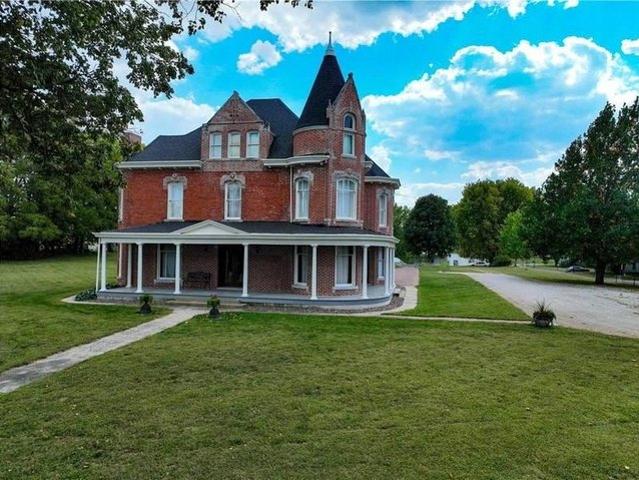 433 W State St, Troy, KS 66087