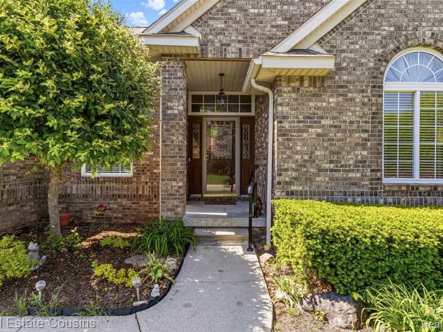 4344 Oak Tree Court