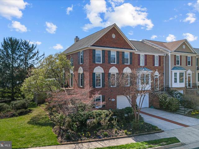 43451 Livery Square, Ashburn, VA 20147 | Compass