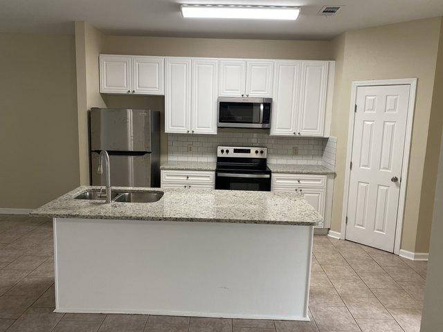 43458 N Great Oak Ct, Prairieville, LA 70769