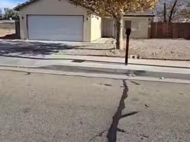 43464 5th St E Houses in Lancaster, CA