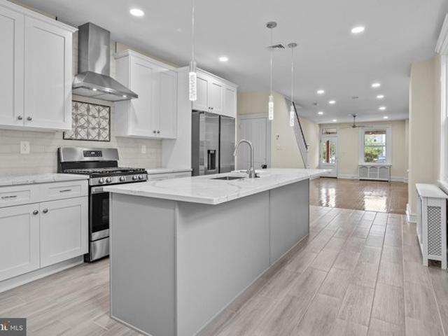 4346 E Thompson St, Philadelphia, PA 19137