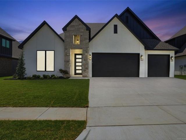 4346 S 173rd East Ave, Tulsa, OK 74134
