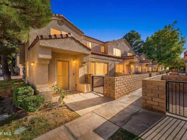 4346 th St W Unit 4, Lancaster, CA 93536
