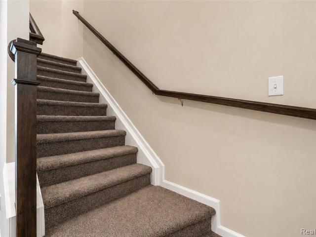 43479 Prospect Lane