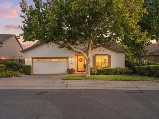 4347 Newland Heights Dr, Rocklin, CA 95765