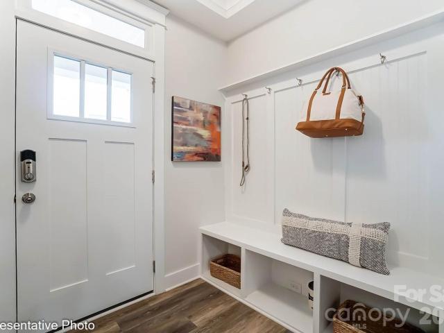 4347 Black Court