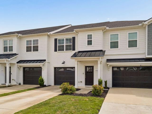 4347 Doral Dr