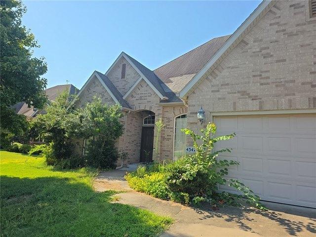 4347 E Oakmont Dr, Fayetteville, AR 72701