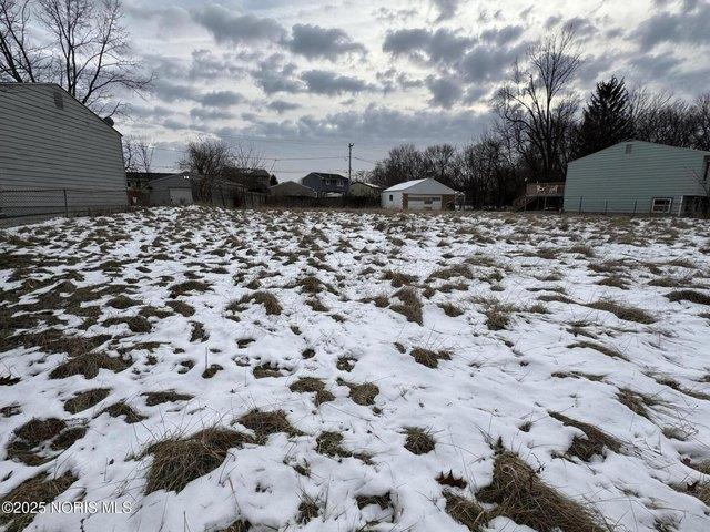 4347 Hunters Trail Dr, Toledo, OH 43607