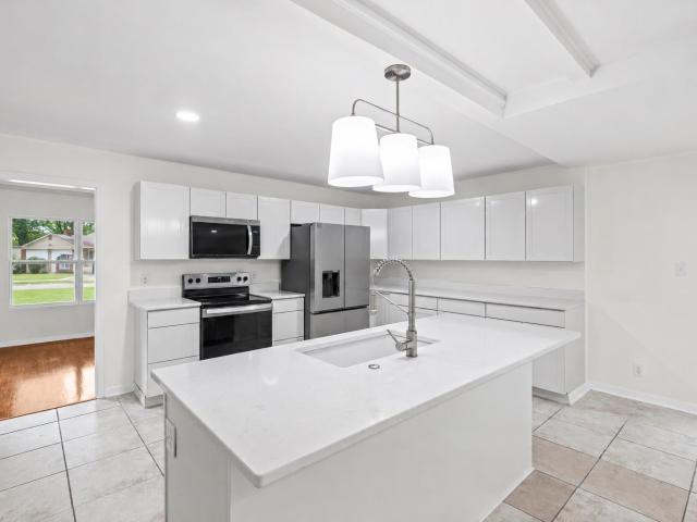 4347 rhodes ave