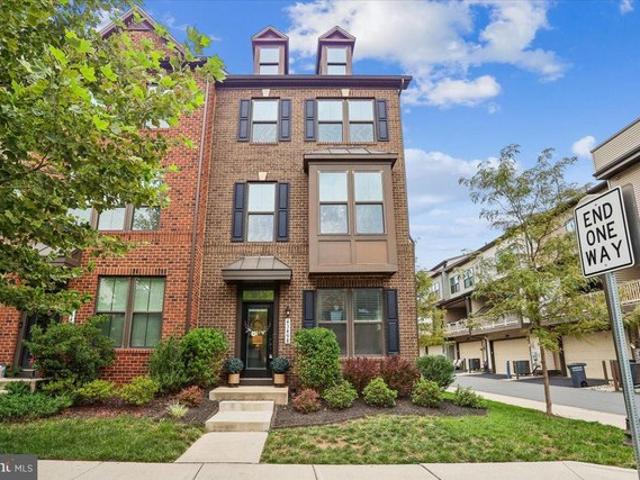 43498 Apple Orchard Sq, Ashburn, VA 20148