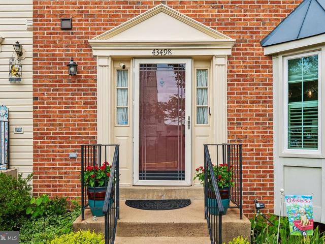 43498 Blacksmith Square