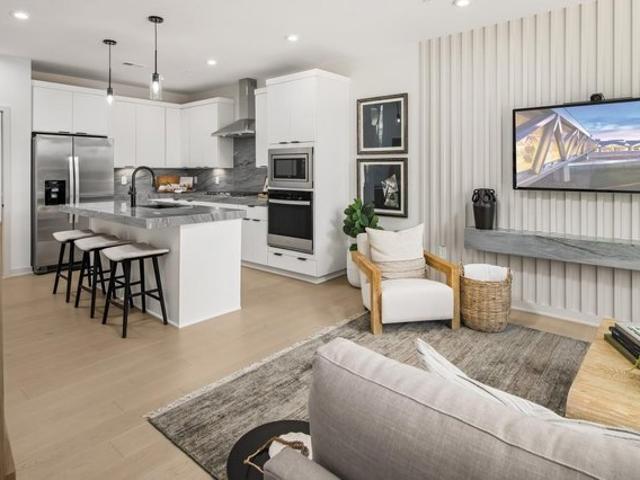 43498 Jefferson Park St, Ashburn, VA 20148