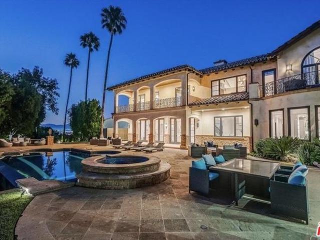 4349 Clear Valley Dr, Encino, CA 91436