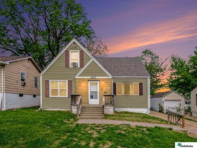 4340 Browne St, Omaha, NE 68111