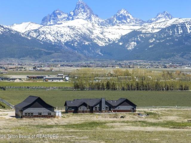 4340 Heads up Rd, Tetonia, ID 83452