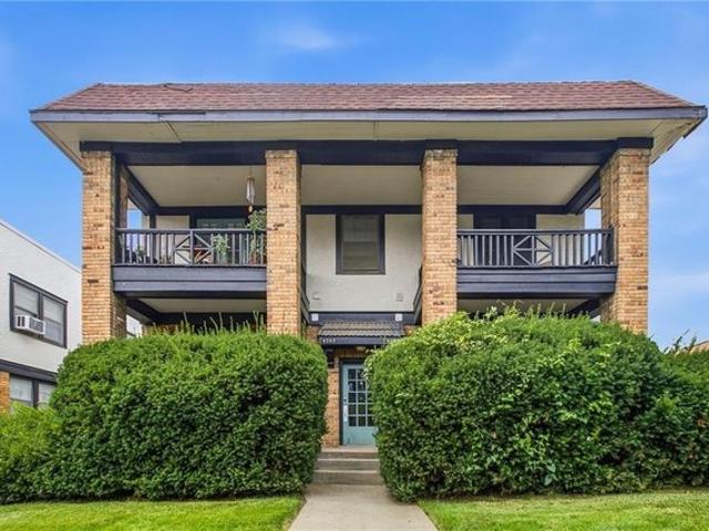 4340 Holly St, Kansas City, MO 64111