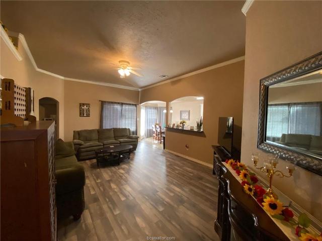 4342 Spring Garden Dr