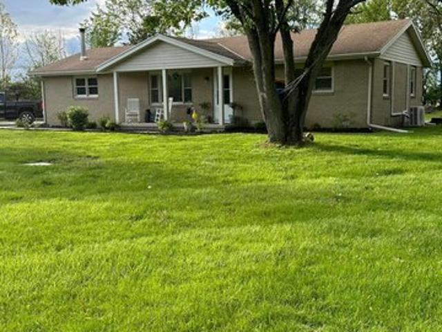 4343 E Hanthorn Rd, Lima, OH 45806