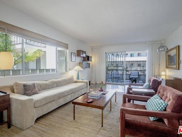 4343 Finley Ave Apt 2, Los Angeles, CA 90027