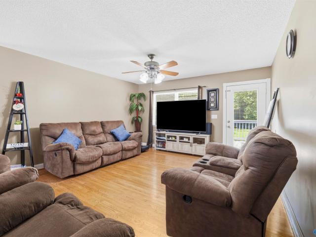 434 55th Street NE