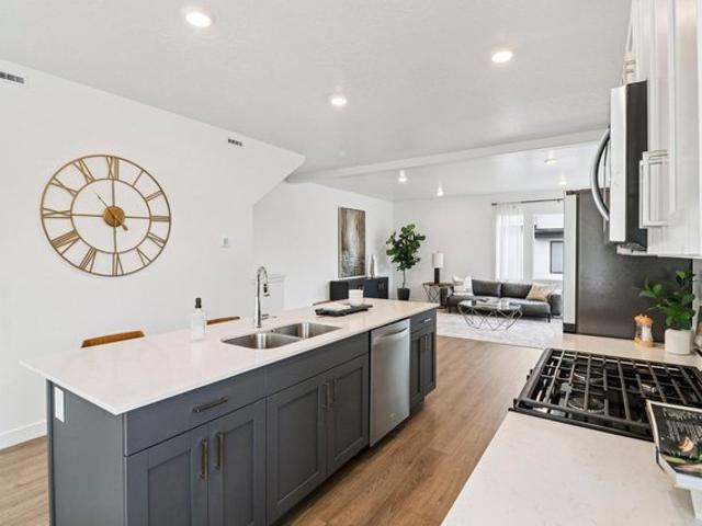 434 E 1435 St S Unit 129, Ogden, UT 84404