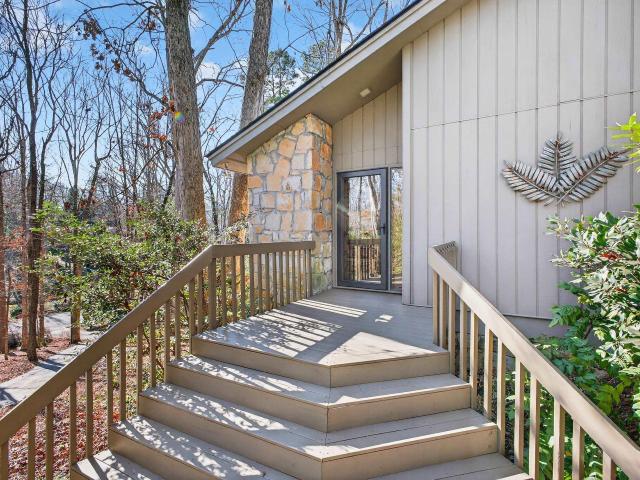 434 Henderson Road
