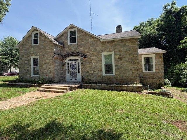 434 N Cherry St, Florence, AL 35630