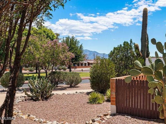 434 S Paseo Lobo Unit C, Green Valley, AZ 85614