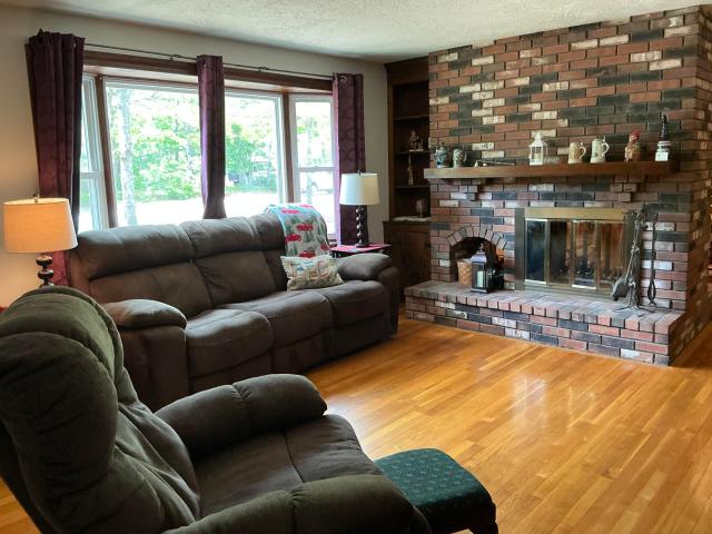 434 W Yarmouth Road