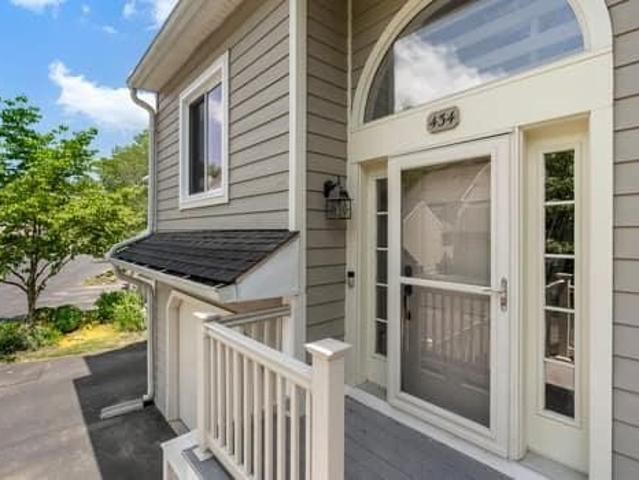 434 Wooded Way, Newtown Square, PA 19073