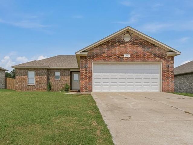 434 Wildwood Pt, Jonesboro, AR 72405