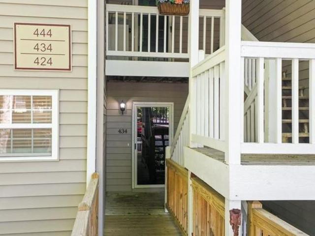 434 Teal Ct, Roswell, GA 30076