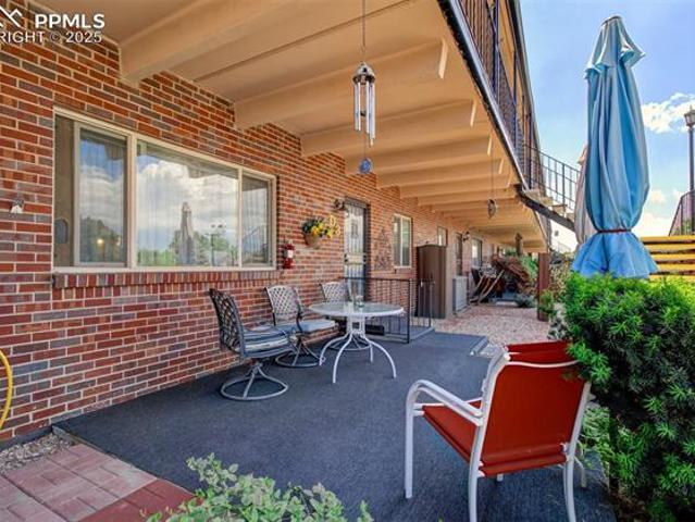 434 Valley Hi Circle