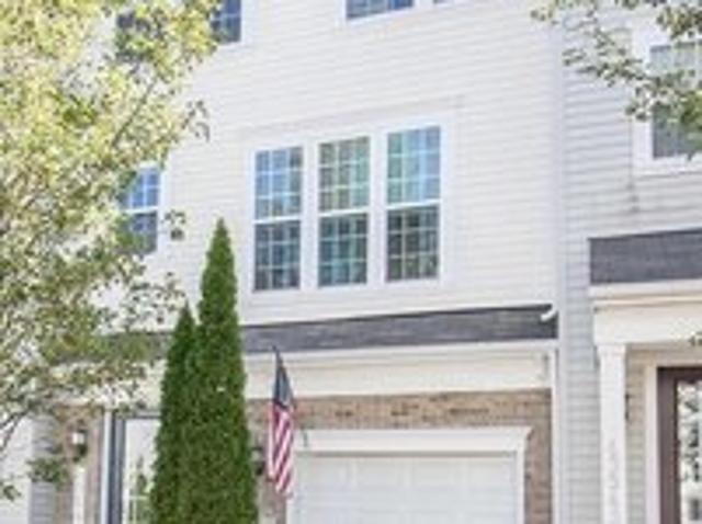 43547 Wild Iris St, California, MD 20619