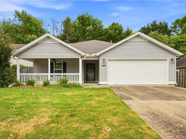 4355 W Serviceberry Dr, Fayetteville, AR 72704