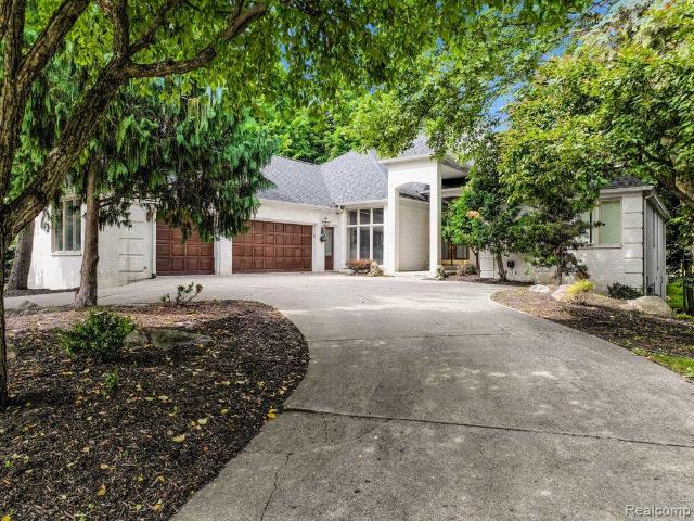 43564 Scenic Lane