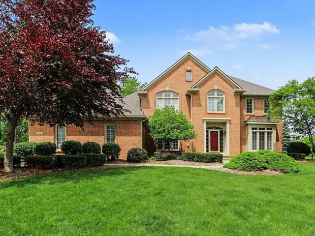 4356 Lakeside Ct, Ann Arbor, MI 48108
