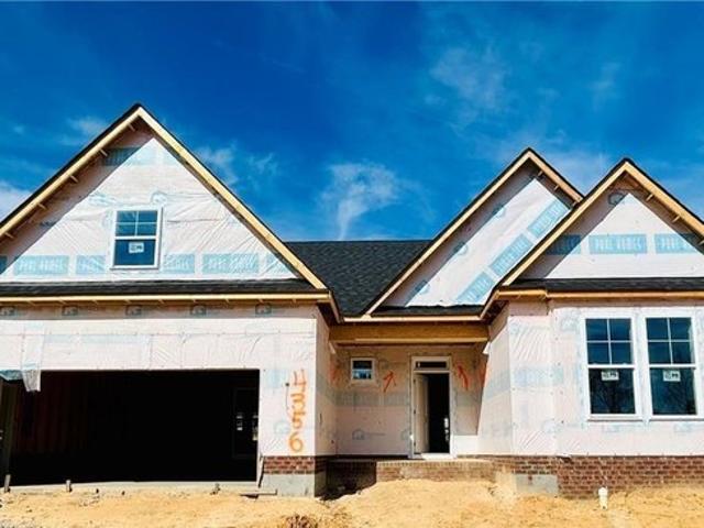 4356 Scout Camp Dr, Fayetteville, NC 28306